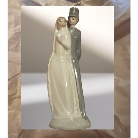 Lladró | Accents | Lladro Bride And Groom Wedding Figurine Cake ...